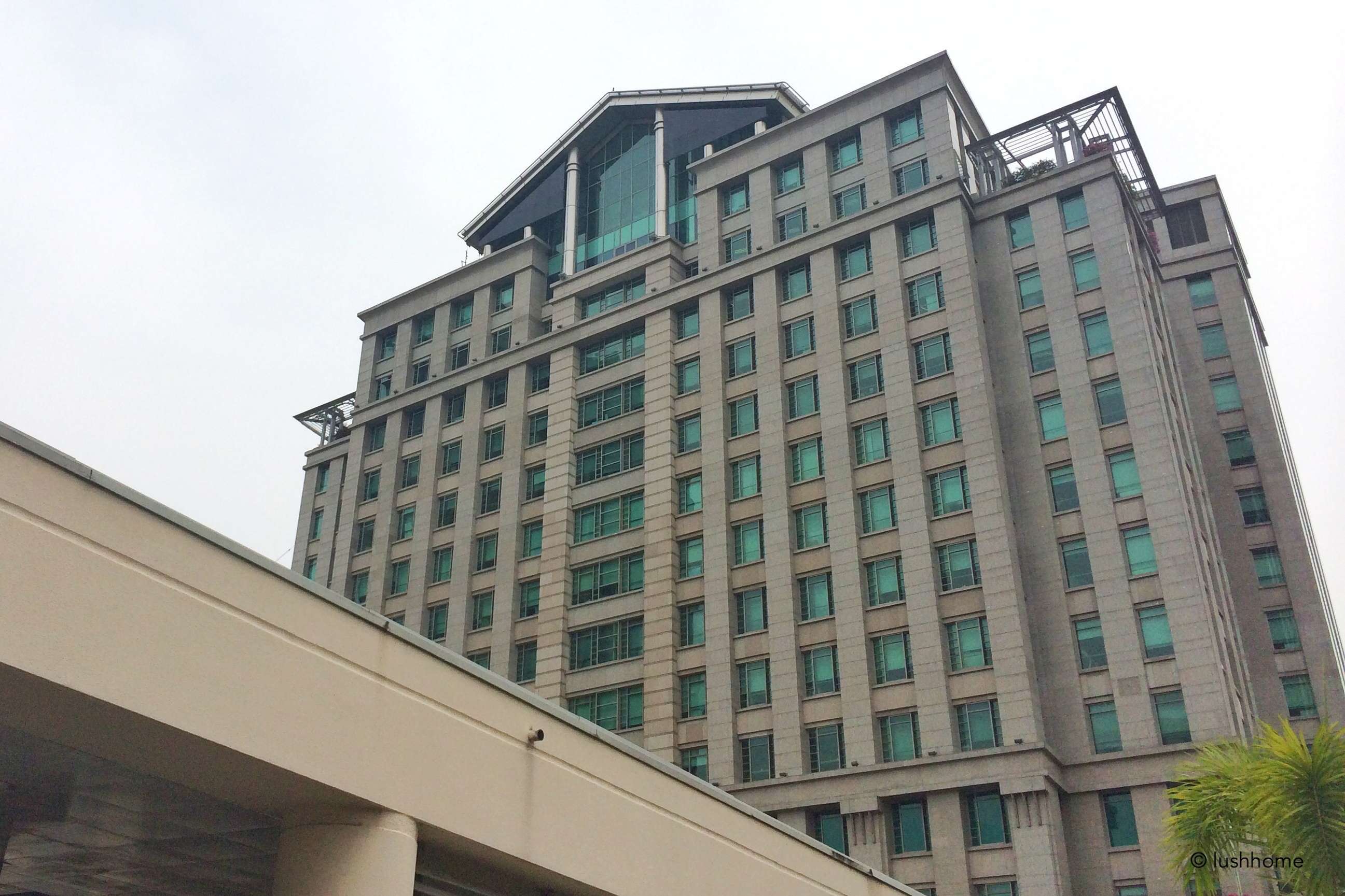 Singapore property | LushHomeMedia